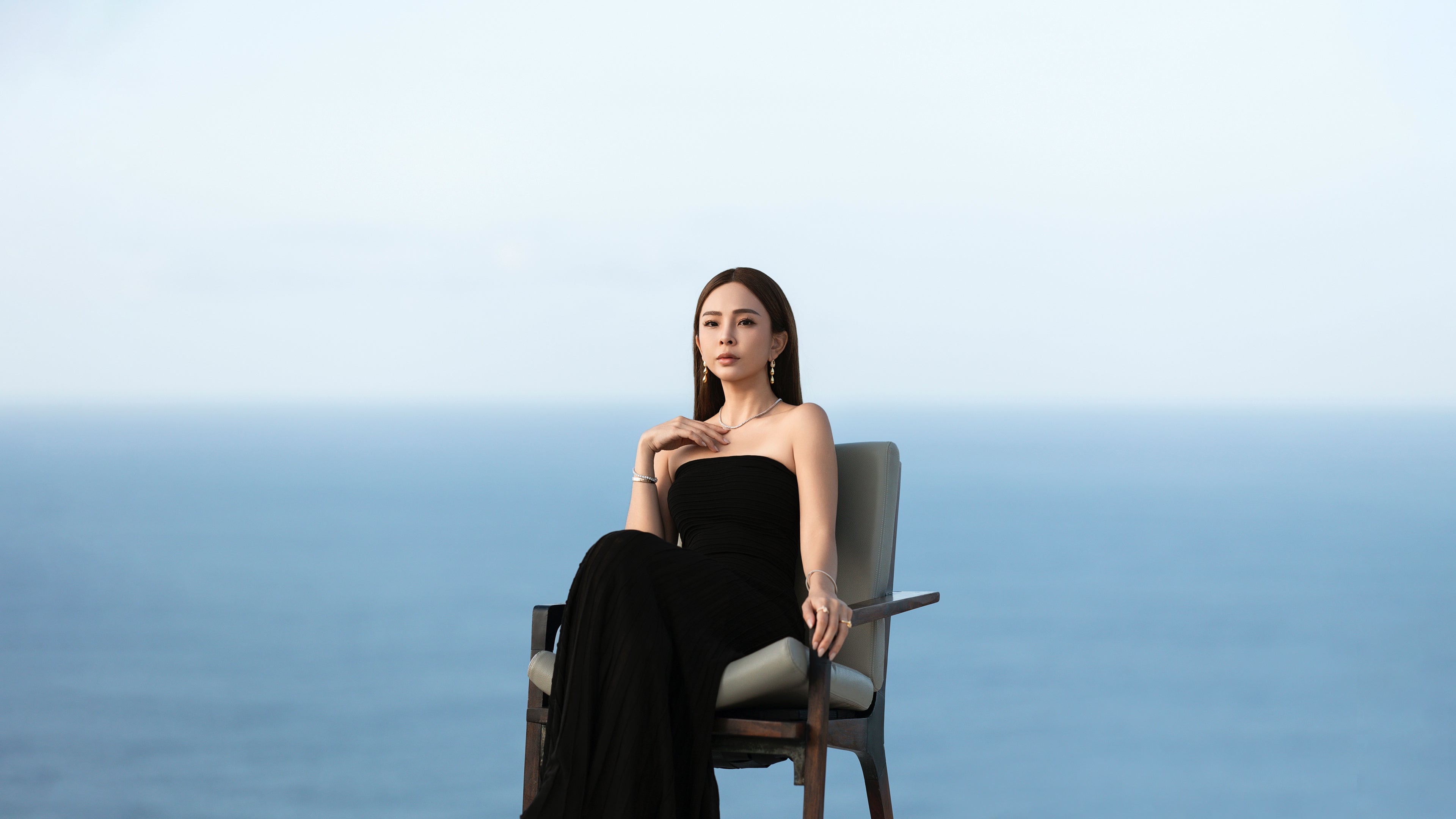 Endless Summer with Wan Ting – Eclat by Oui®